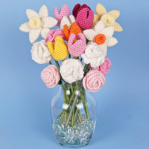 Easy Yarn Wrapped Stem For Crochet Flowers video PlanetJune By June