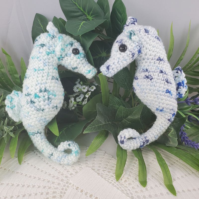 Seahorse amigurumi crochet pattern - PlanetJune Shop, nature-inspired ...