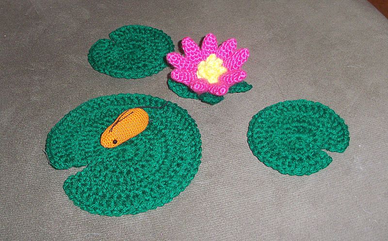 Water Lily crochet pattern : PlanetJune Shop, cute and realistic ...
